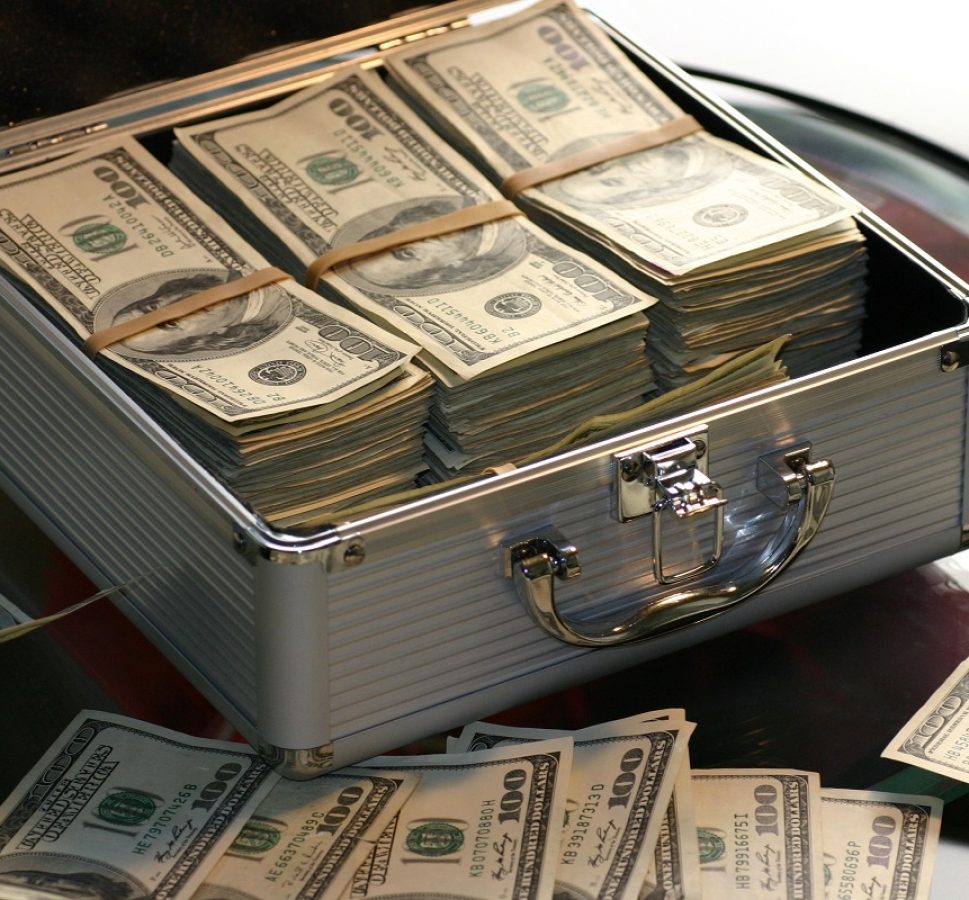 10 effective personal wealth management tips you need to know.